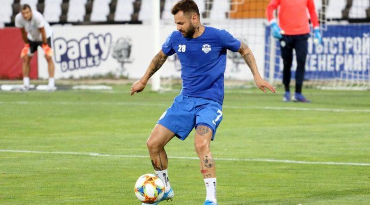 Спас Делев праща национал на пейката - KotaSport